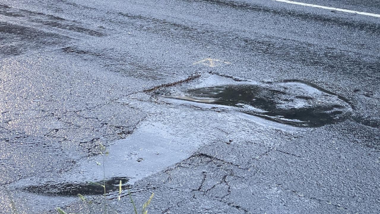 Worst Roads In Melbournes East Southeast Scoresby Rd Lysterfield Rd