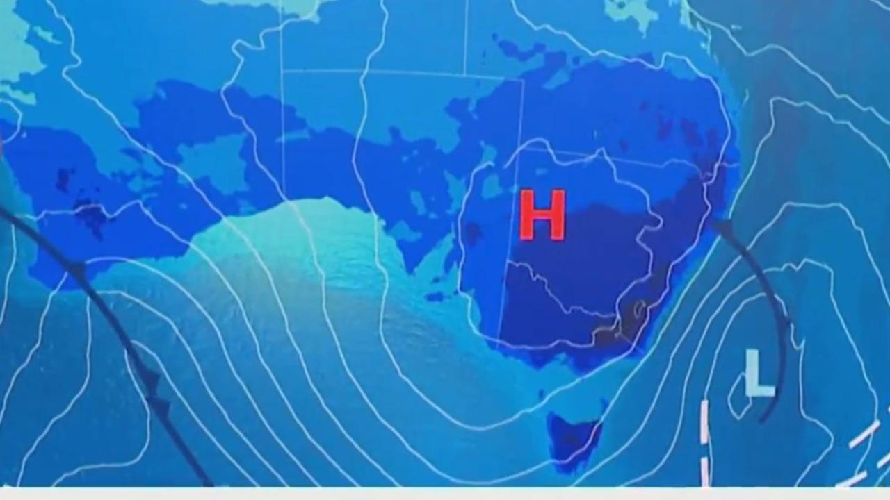 Qld Brisbane Gold Coast Weather Huge System Lingers Over States