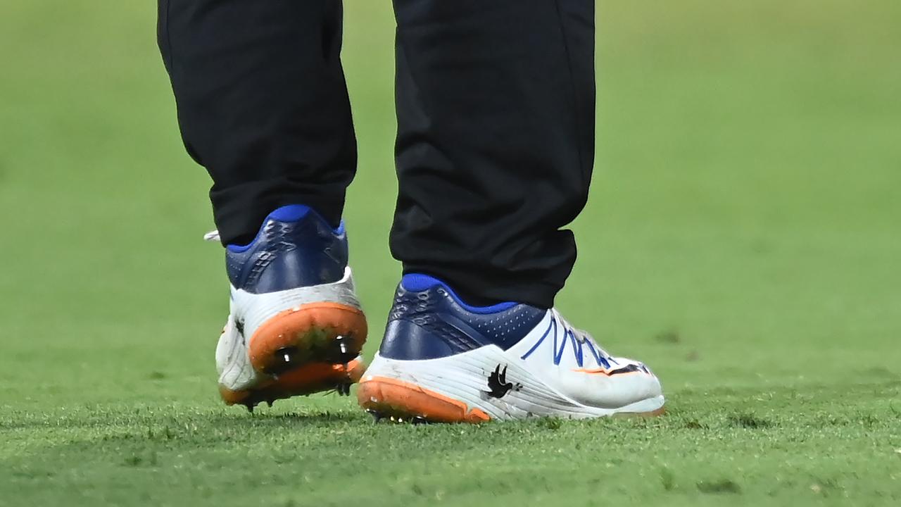 Usman Khawaja Launches A T Shirt Range With Banned Boots To Raise Money