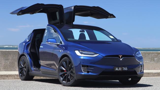 Tesla model x au store