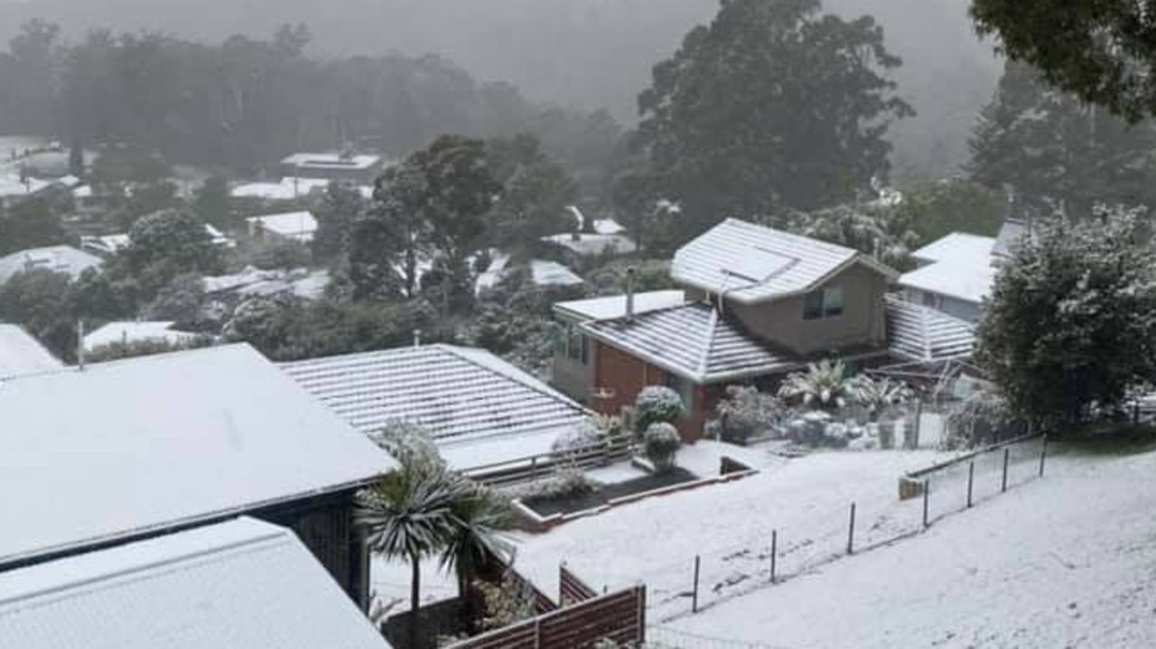 Tassie Shivers Through Remarkable Sea Level Snow Event As Cold Front