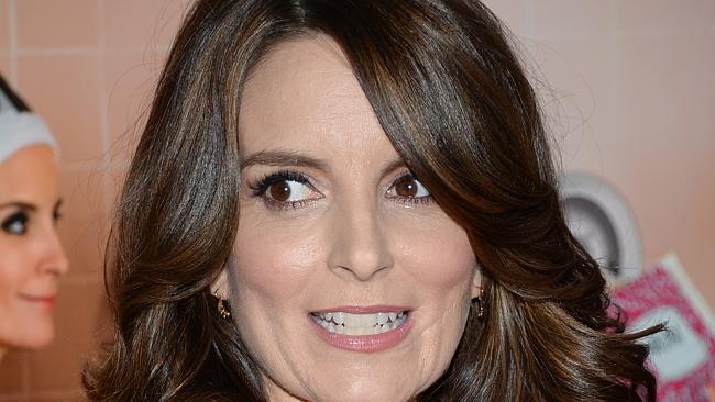 Tina Fey Promises To Heckle Ricky Gervais At The Golden Globes News