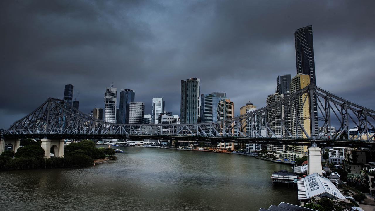 Qld Weather Intense Storms Dump 122mm On Southeast With More Still To