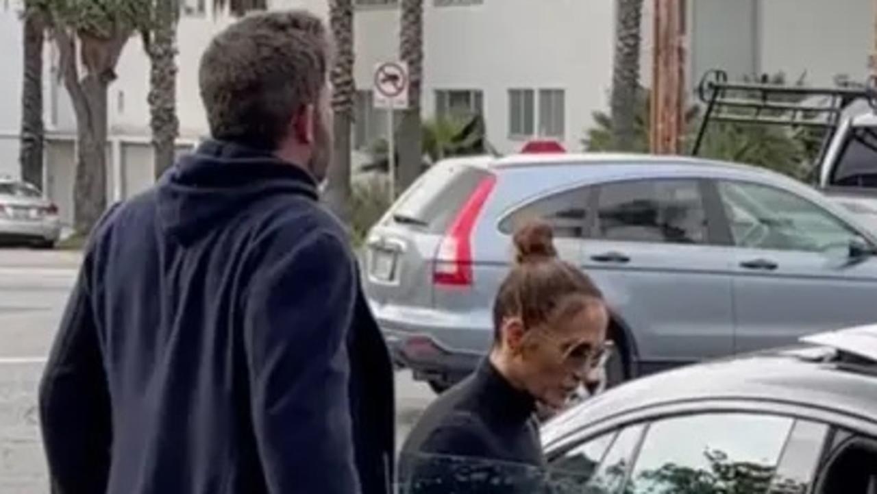 ‘miserable Ben Affleck ‘slams Door On Jennifer Lopez In Viral Video