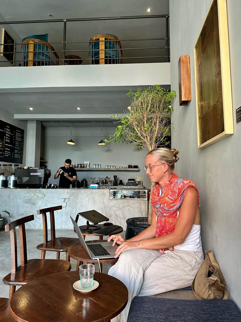 Digital nomads: More Victorians choosing to work remotely while ... Digital nomads: More Victorians choosing to work remotely while ...