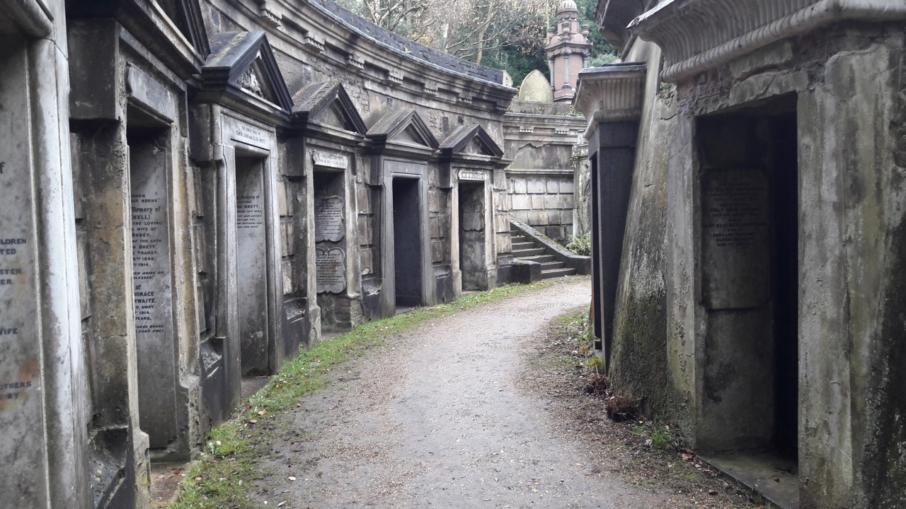 21 Most Haunted Places In The World Haunted Places To Visit Escape