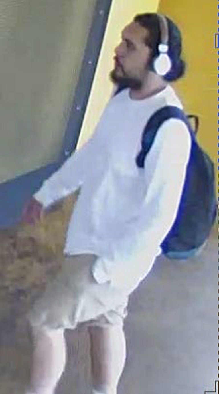 Sunshine Bus Sex Attack Police Hunt Man After Assault Au