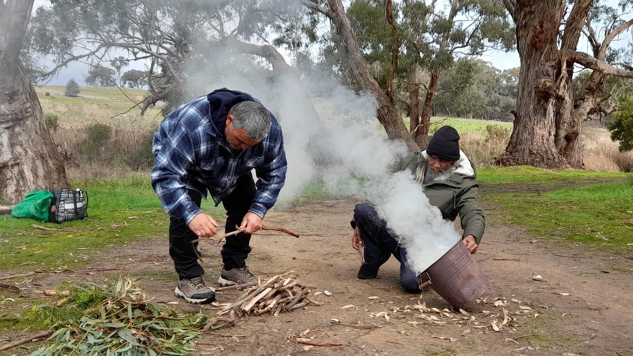 Aboriginal leader cries as ‘offensive’ Jim Crow Creek renamed in ... Aboriginal leader cries as ‘offensive’ Jim Crow Creek renamed in ...