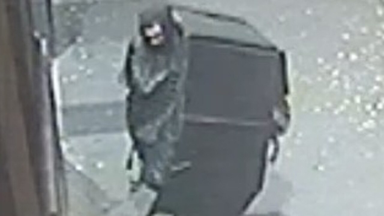 Port Melbournes Rex Hotel Robbed By Masked Thief Nt News