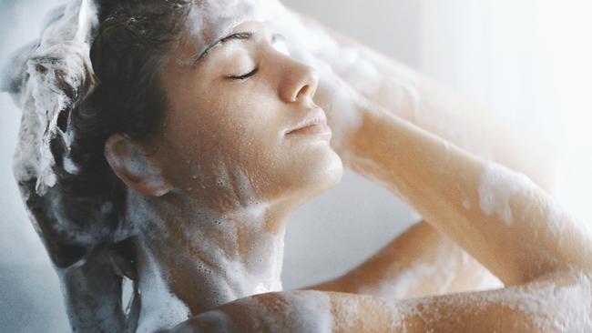 Should You Shower In The Morning Or At Night Here Are The Benefits Of