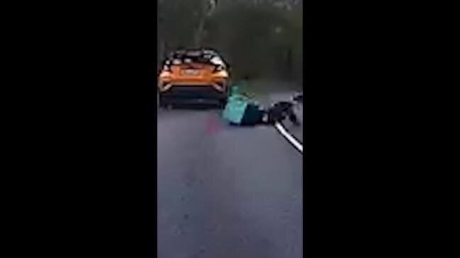 Driver Slams Into Car After Losing Control Au — Australias