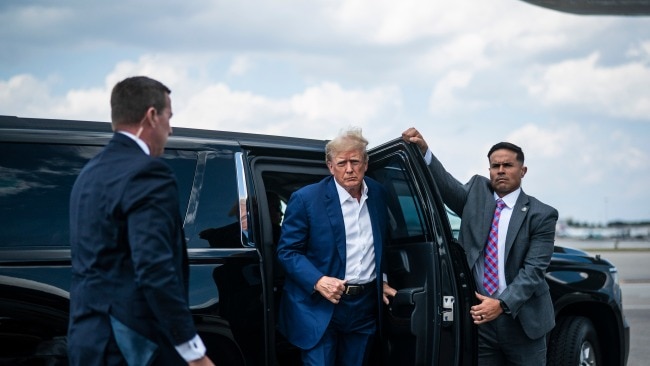 Deepfakes showing arrest of Donald Trump go viral ahead of possible ... Deepfakes showing arrest of Donald Trump go viral ahead of possible ...