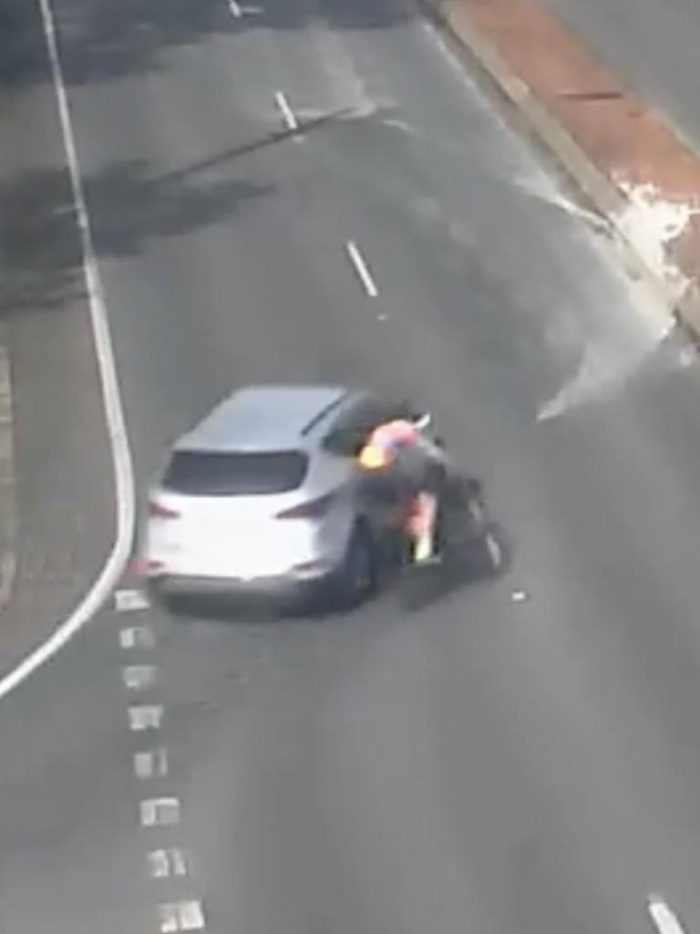 Queensland Police Hunt Driver Of Cyclist Hit And Run Incident The
