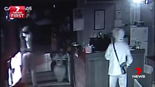 Chilling Moment Sydney Brothel Owner Has Shotgun Pointed At His Head In