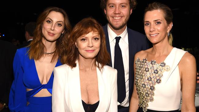 Susan Sarandon Cleavage At Sag Awards Why Are We Obsessed With Her