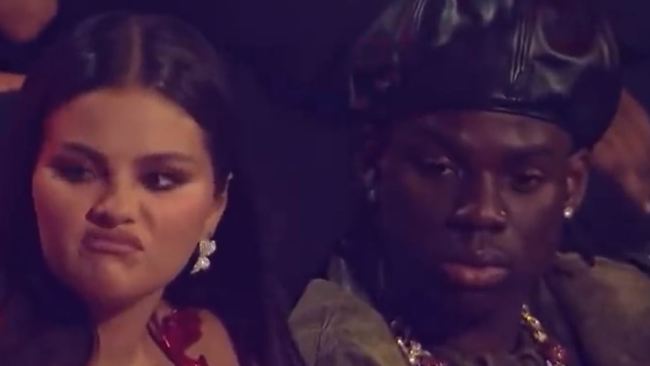 Selena Gomezs Disgusted Face At Controversial Rapper Chris Browns