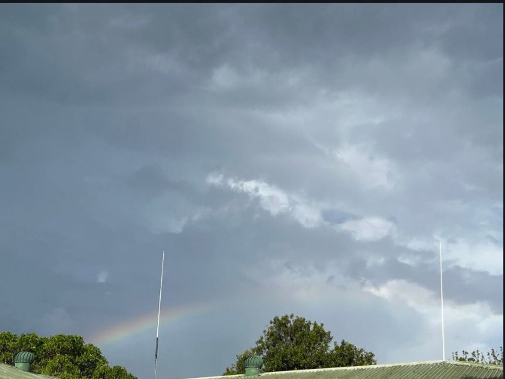 Brisbane Weather Severe Thunderstorm Warning Issued For South East Qld